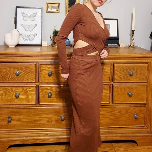 Petite Studio | Other | Petite Studio Daria Skirt And Bonnie Top ...